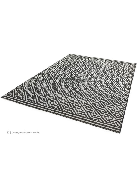 Patio Diamond Mono Black Geometric Budget Outdoor Rug by Asiatic | The ...